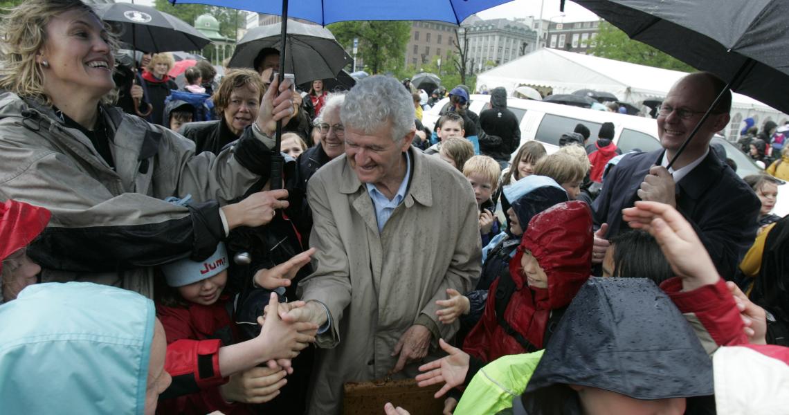 Peter Lax, Abel Prize laureate dies at 99 | The Abel Prize